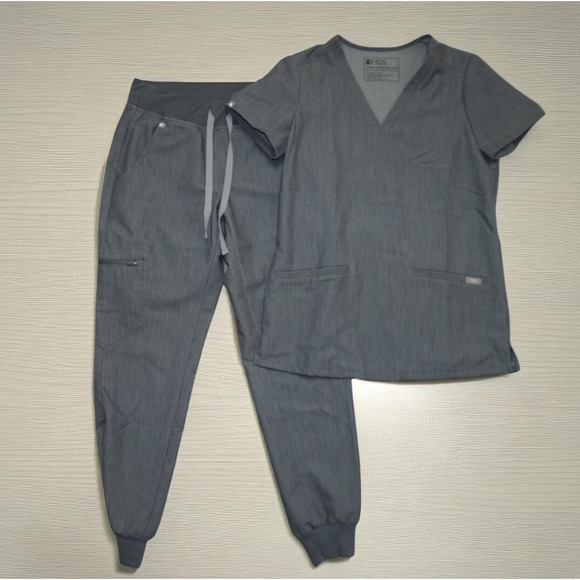 Figs | Pants & Jumpsuits | Figs Technical Collection Scrub Set Gray ...